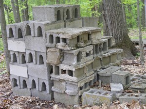 Cinderblocks CAN Be Beautiful! - Wise DIY | Wise DIY