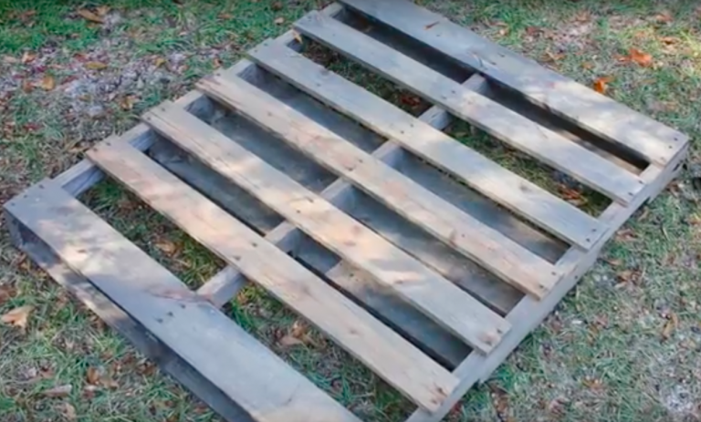 They Use Seven Slats From This Pallet To Make Something You Never ...